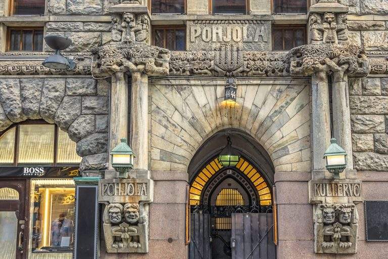 Free Self-Guided Helsinki Walking Tour by a Finn (with Map!)