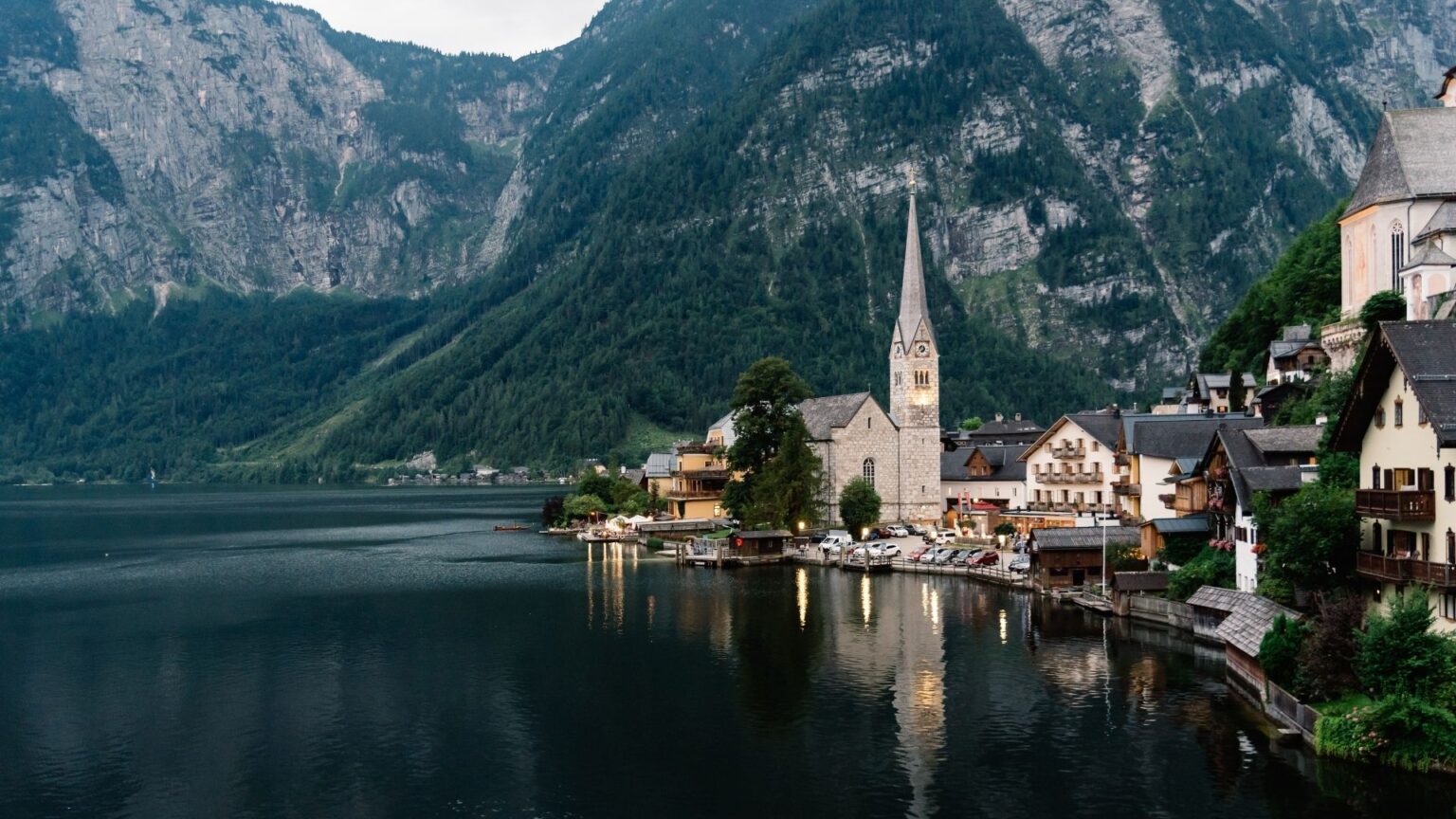 Vienna to Hallstatt Day Trip (2026): Train vs Car, Times, Costs & Tours ...