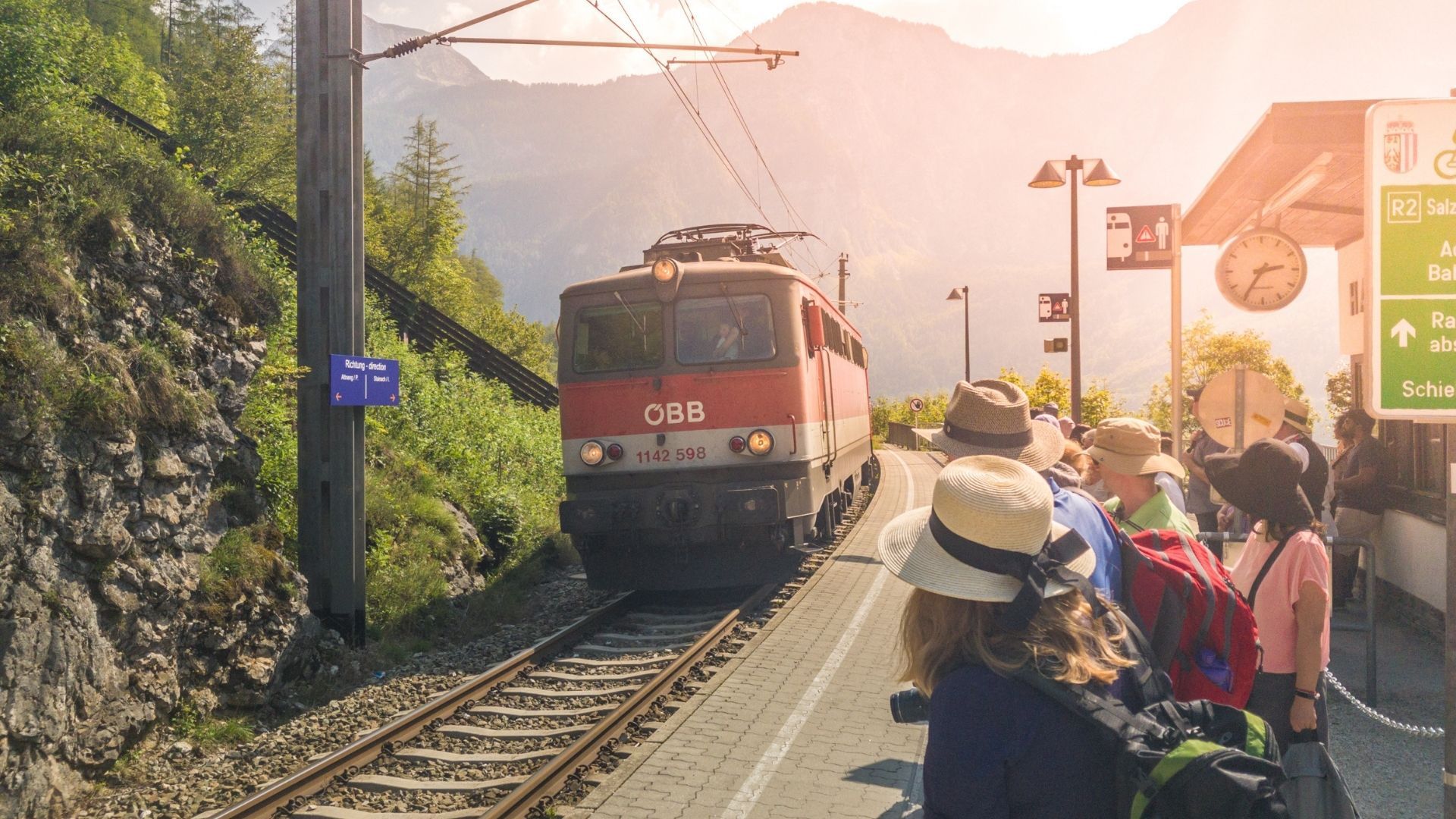 Salzburg to Hallstatt (2026): How to Go — Train/Bus/Tour & Lake Cruise ...