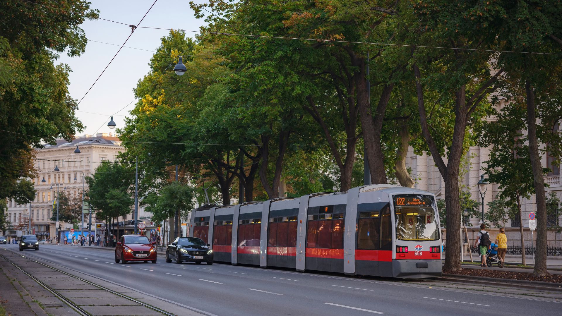Vienna Public Transport (2026): Tickets, Zones, Airport Train & Night ...